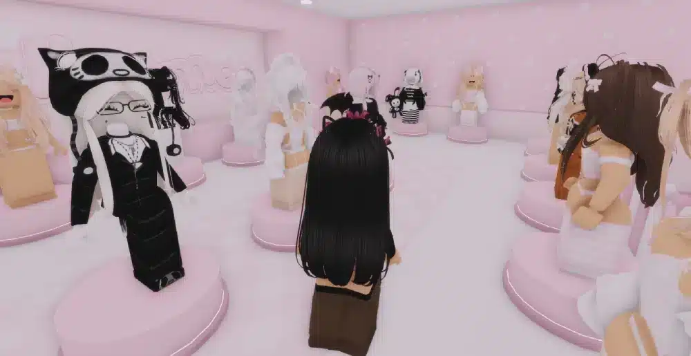 Roblox outfit: trendy avatar style combos and fashion inspiration